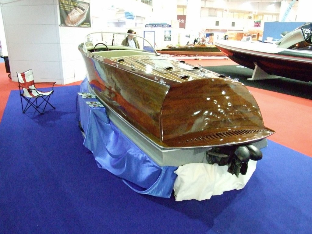 runabout-2 – intheboatshed.net